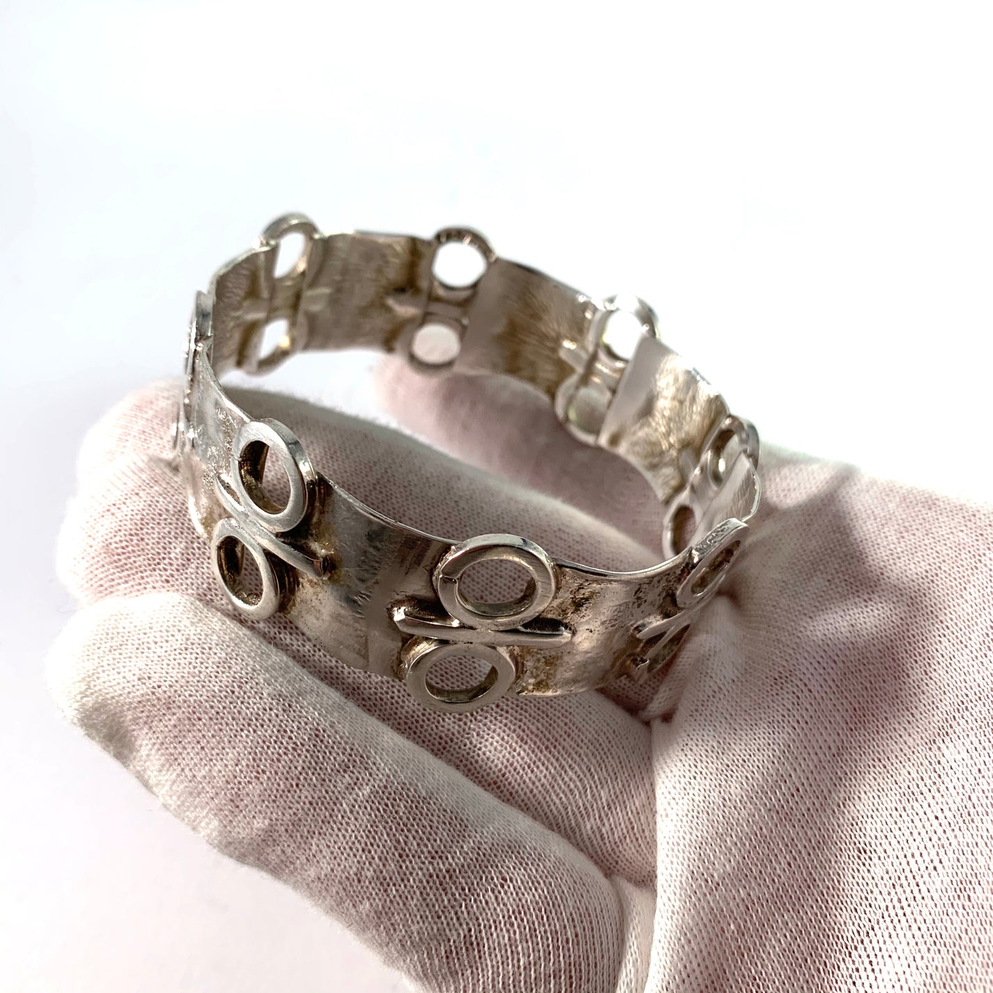 Isaac Cohen, Stockholm 1969 Bold Modernist Sterling Silver Bangle Brac ...